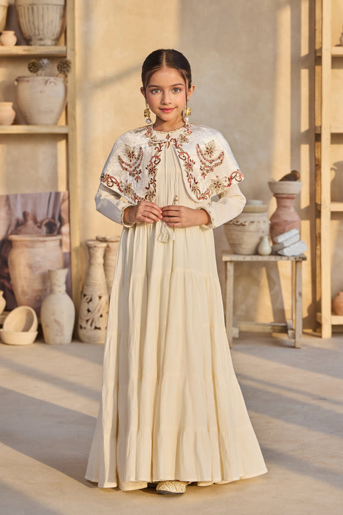 Saher Short Cape with Cia Full Sleeves Jalabiya (Set of 2)